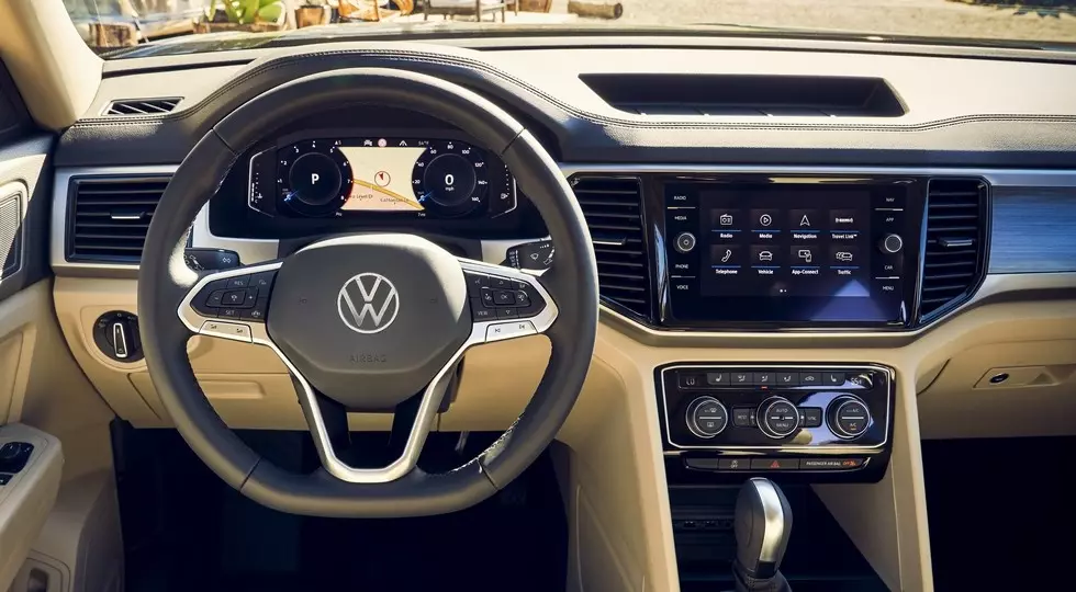 VW Teramont coj dhau tus qauv tsim los ntawm 