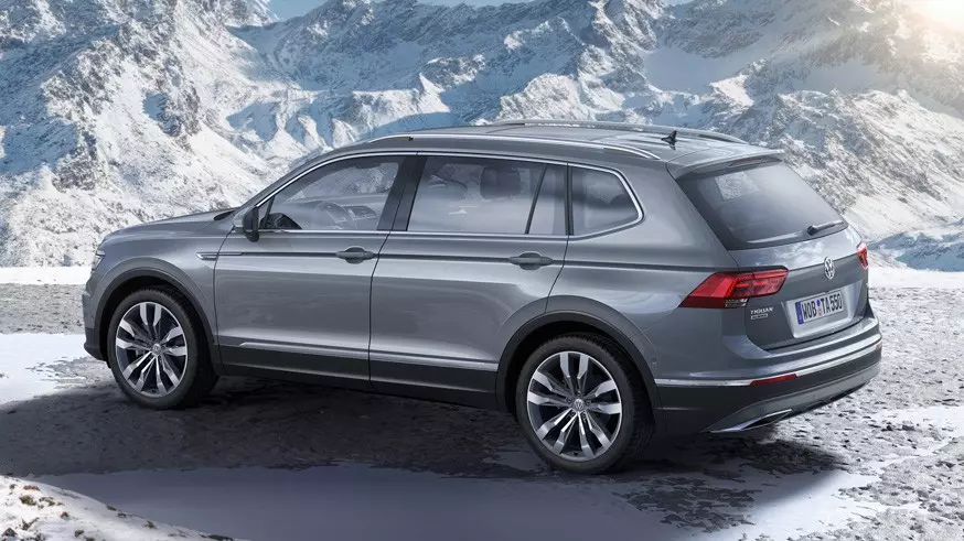 Sevensk Volkswagen Tiguan στη Ρωσική Ομοσπονδία: μόνο τετρακίνηση και ισχυρούς κινητήρες 28412_2