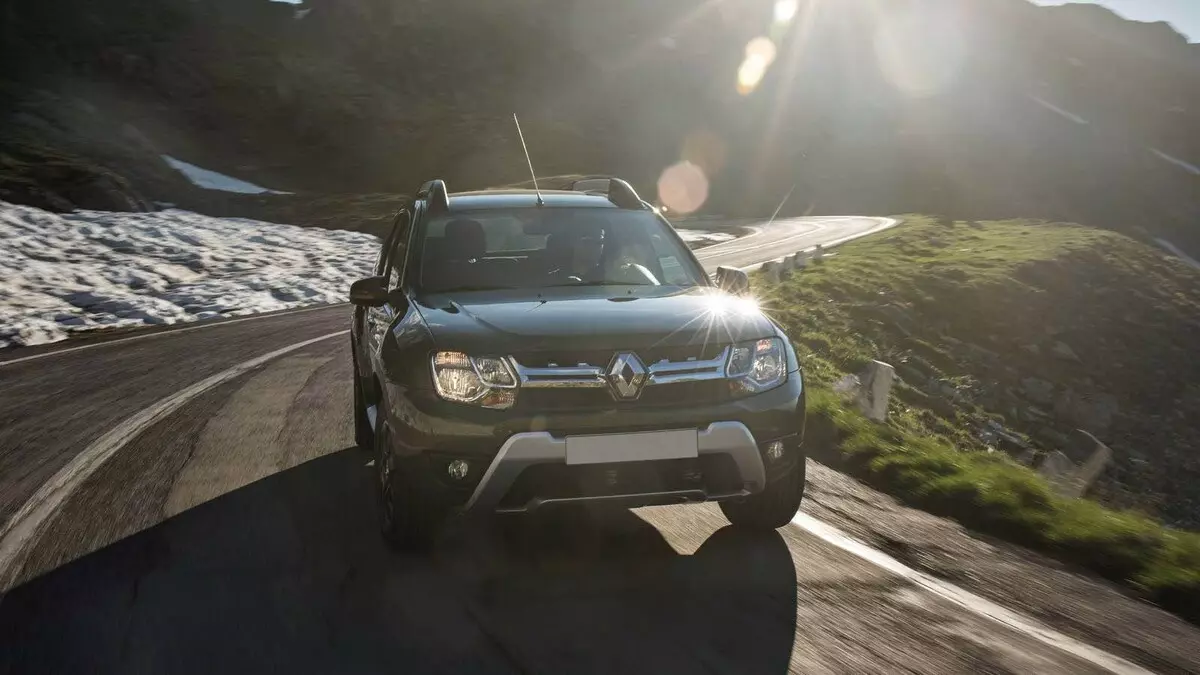 Je to stojí za nákup RENAULT DUSTER pre 700 tisíc rubľov 28558_1