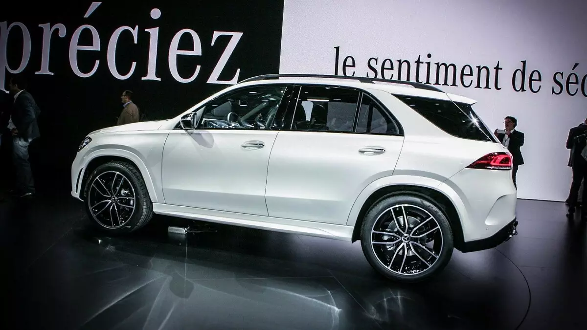 Mercedes-Benz Gle White Side (2)