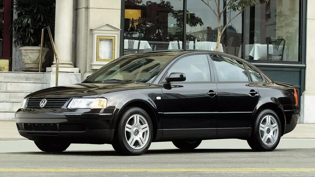 Լուսանկարում, Volkswagen Passat Sedan (B5) '1997-2000