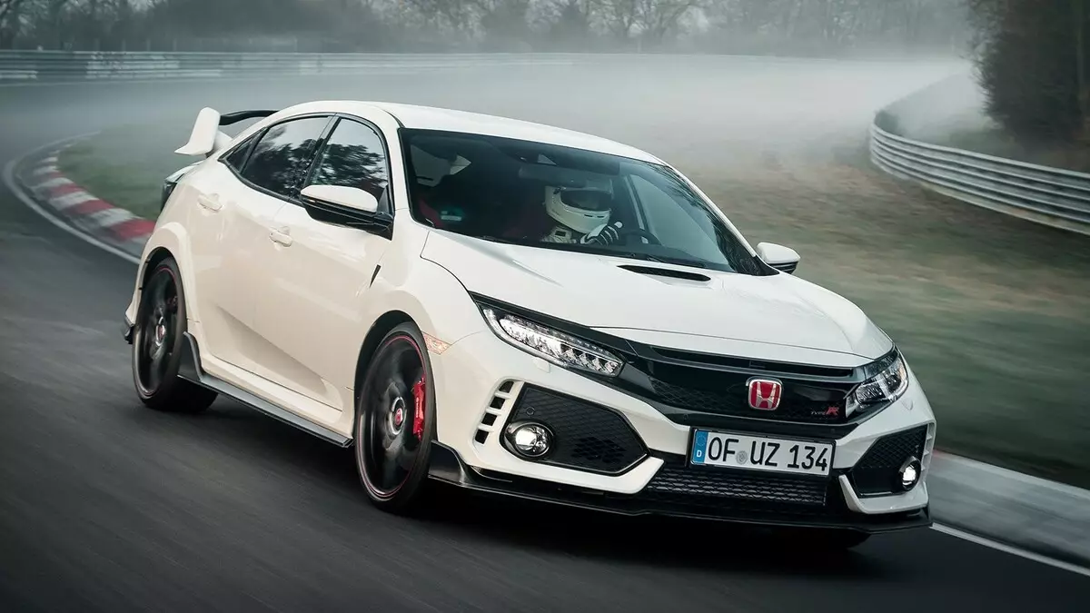 Աերոդինամիկան որոշում է. Նոր Honda Civic Type R- ն ավելի արագ է դարձել 28600_1