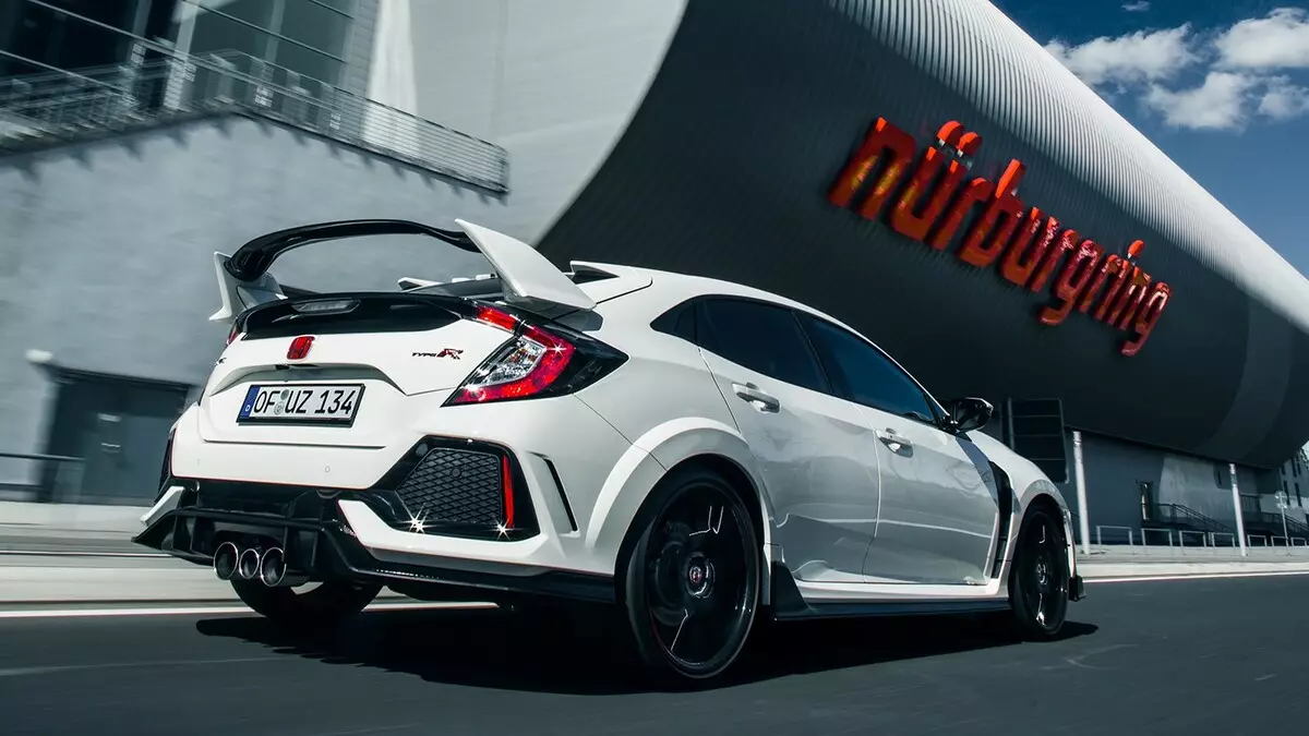 Աերոդինամիկան որոշում է. Նոր Honda Civic Type R- ն ավելի արագ է դարձել 28600_3