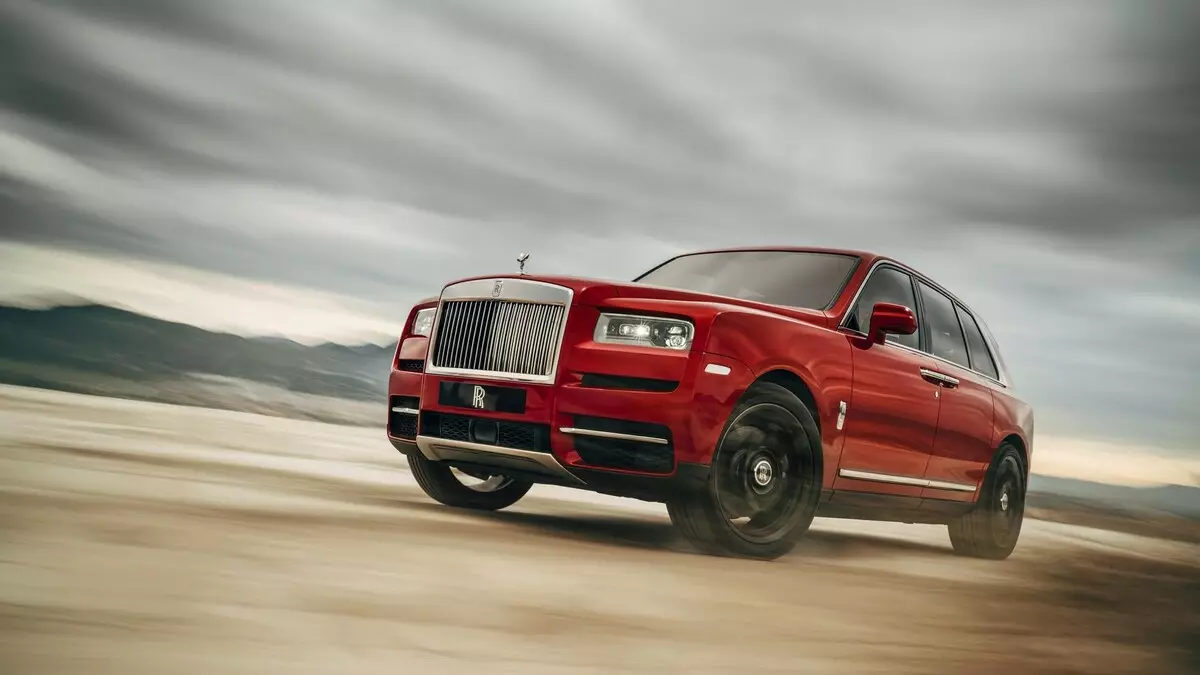 Позашляховик Rolls-Royce Cullinan буде їздити на 92-му бензині 28791_12