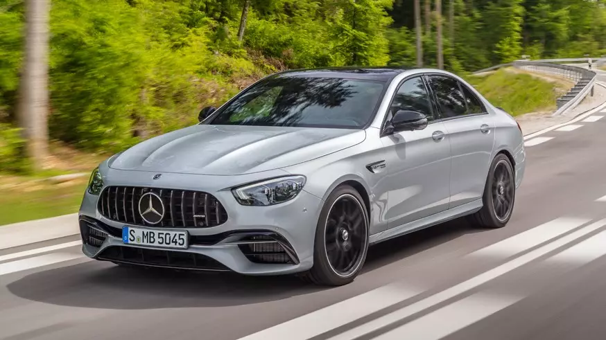 Nakon natjecatelja iz BMW-a: Mercedes-AMG je ažurirao sedan i vagon E 63 28873_5