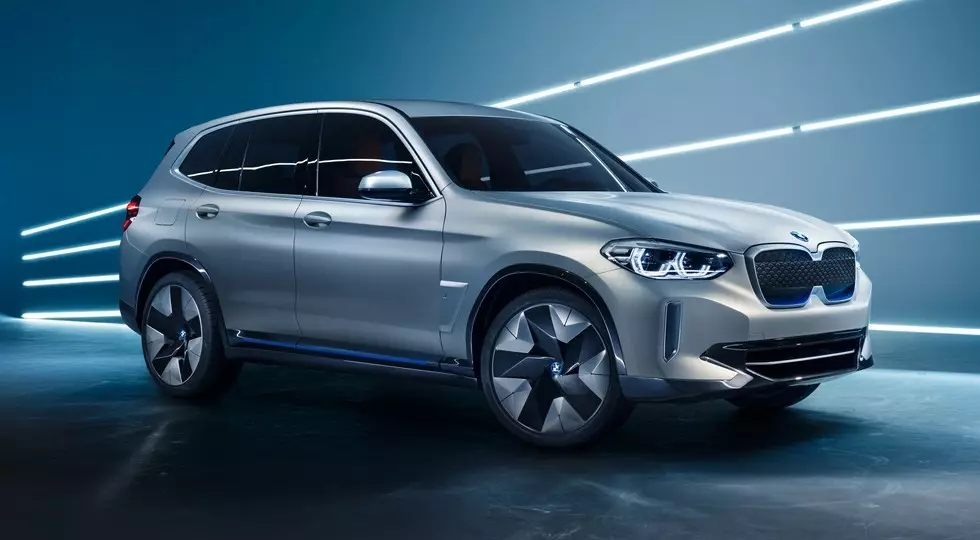 Electrocren BMW IX3: Staranje 