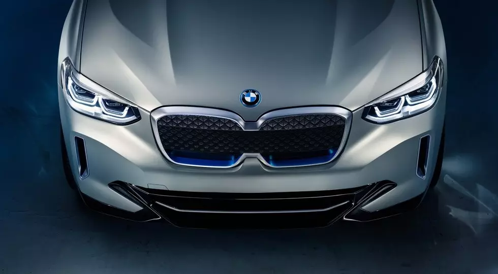 Electrocrust BMW IX3: novecošana 