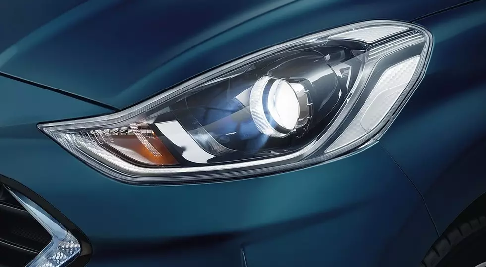 Novi kompaktni Hyundai za 466.000 rubalja: veći i bogatiji prethodnik 28928_5