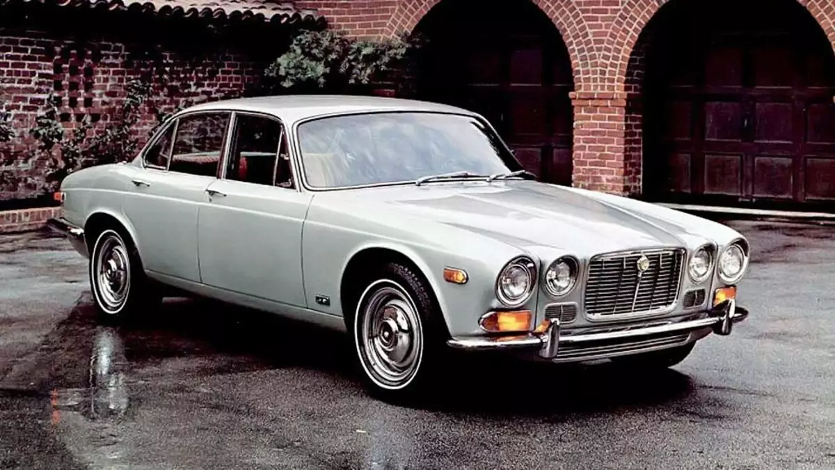 Дар акс: jaguar XJ6 US-SPER (силсилаи I) '1968-73