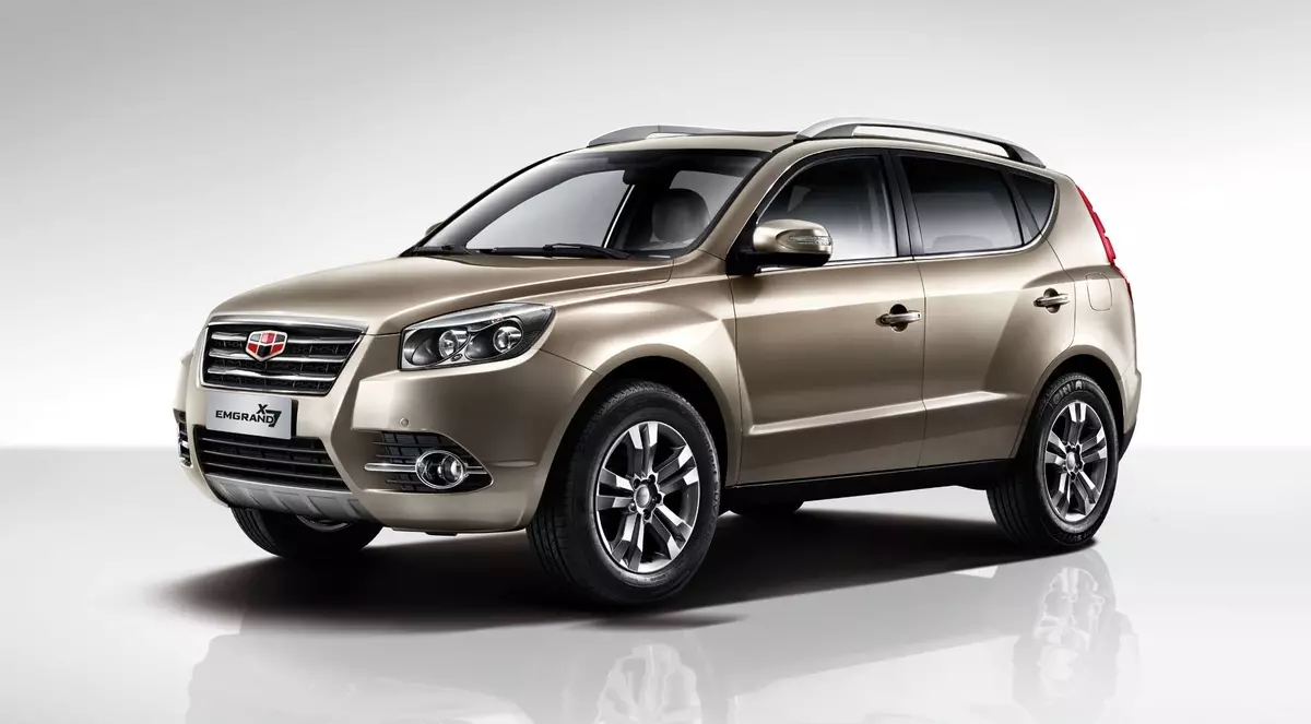 Ihlaziywe nge-Geely Emgrand X7 eRussia: I-New Teecy Fact Umhla 29188_1