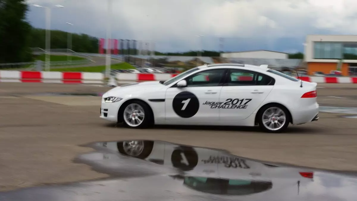 Jaguar Challenge 2017 wäert duerch Russland passéieren 29222_4