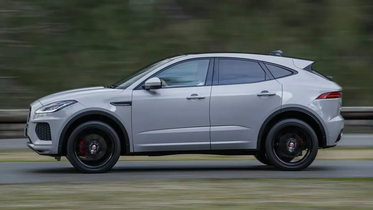 Jaguar E-Pace Korsika