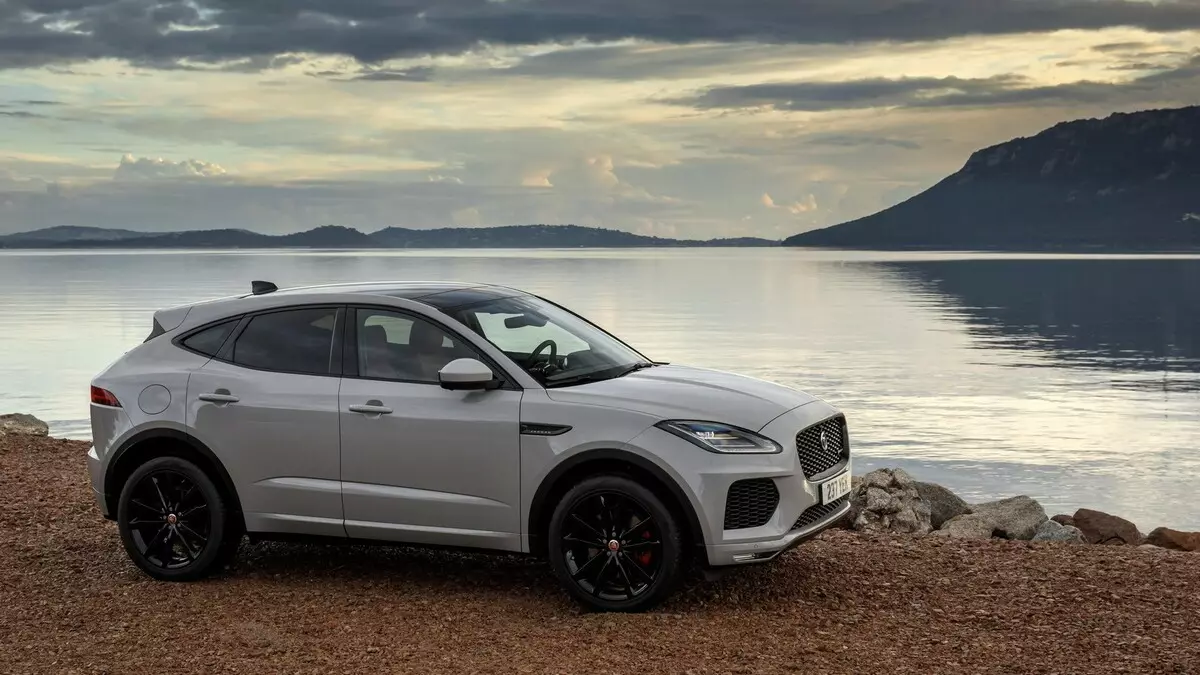 Jaguar E-Pace Corsica