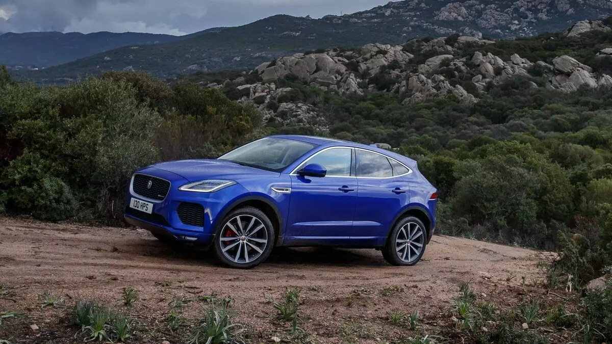 Og i sport, og i Brod: Den første testdrev Jaguar E-Pace 29223_40