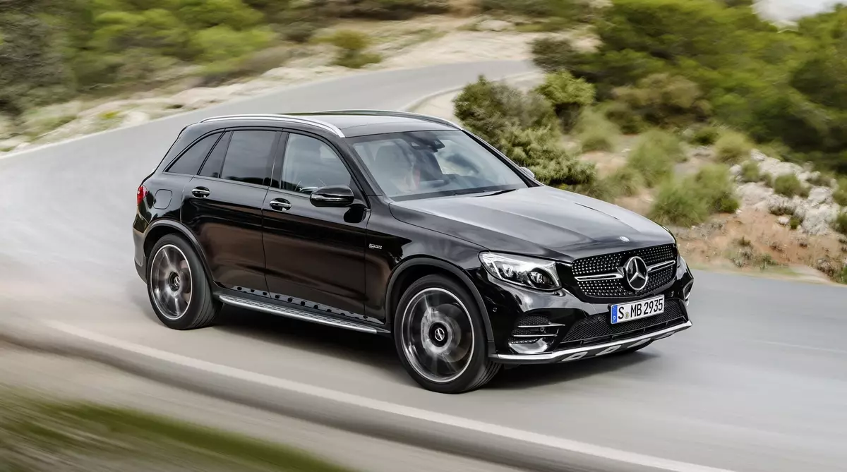 Mercedes ve AMG, GLC Crossover'in yeni bir versiyonunu sundu 29239_1