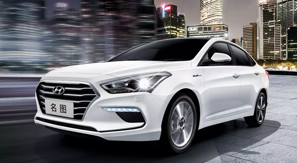 Hyundai Mistra Sedan'ın görüntüsünü değiştirdim. 29275_4