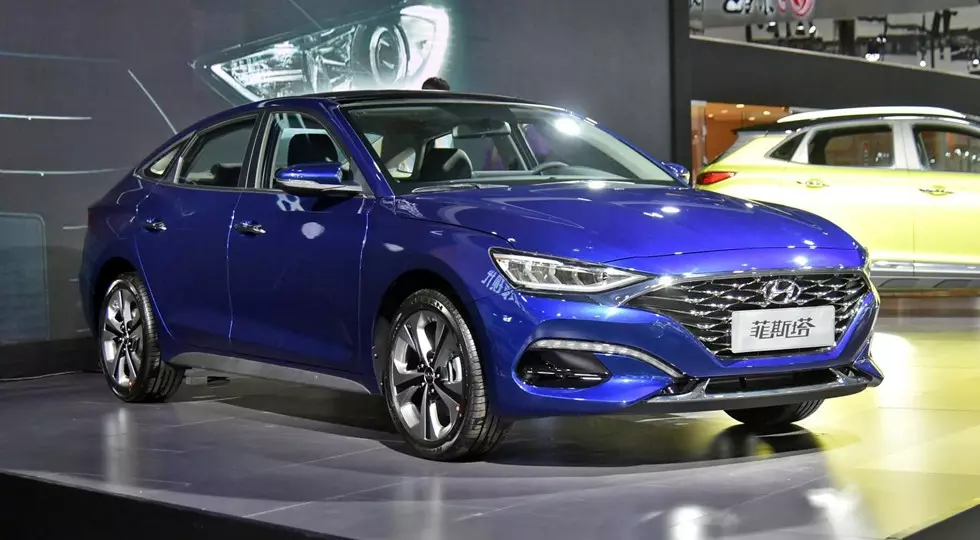 Hyundai Lafesta: Elantra-a eltmek seriýasyna iberildi 29277_1