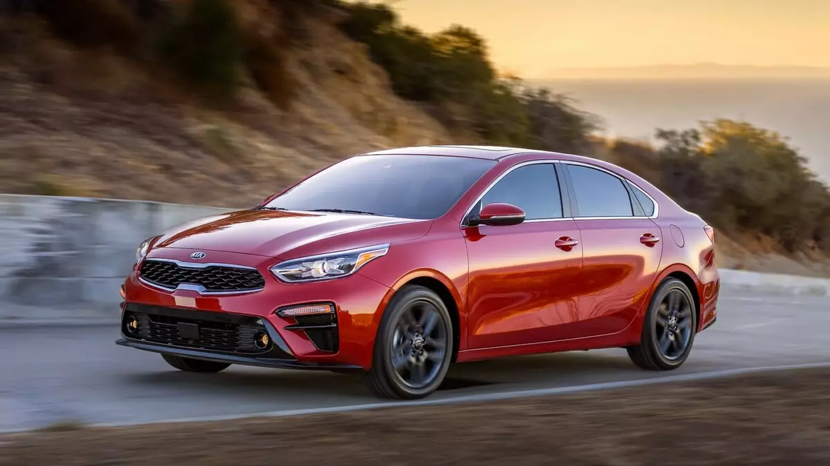 Frumsýningin í New Kia Cerato fór fram í Detroit 29347_2