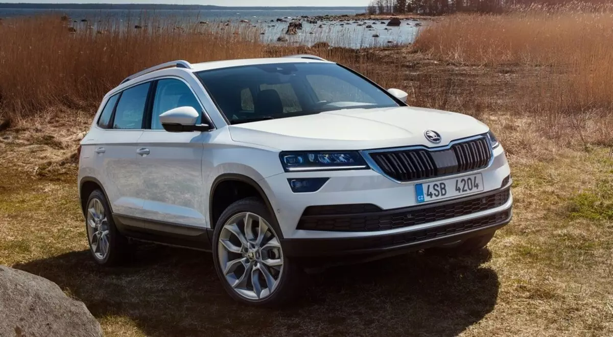 Skoda Karoq crossover still 