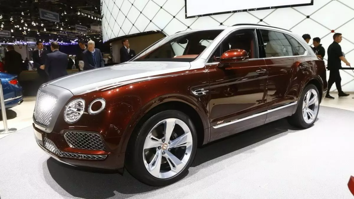 Hibrid Bentley Bentayga je opremljen z motorjem V6 29406_1