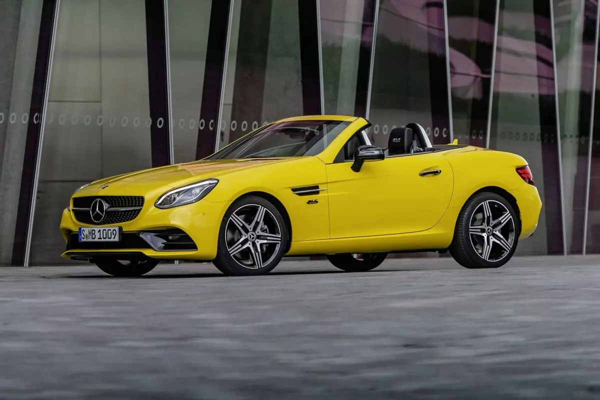 Daimler, En Küçük Cabrio Mercedes-Benz'e elveda demeye karar verdi. 29427_3