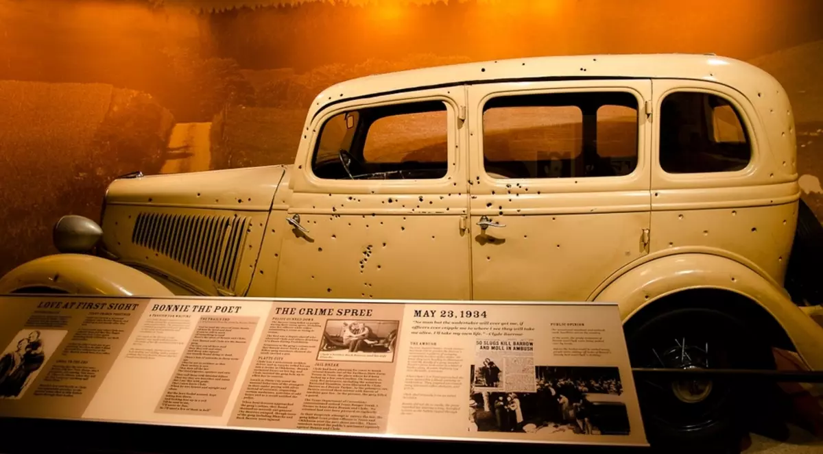 Death Machine: FORD V8 Bloody Bonnie un Clyde 29453_31