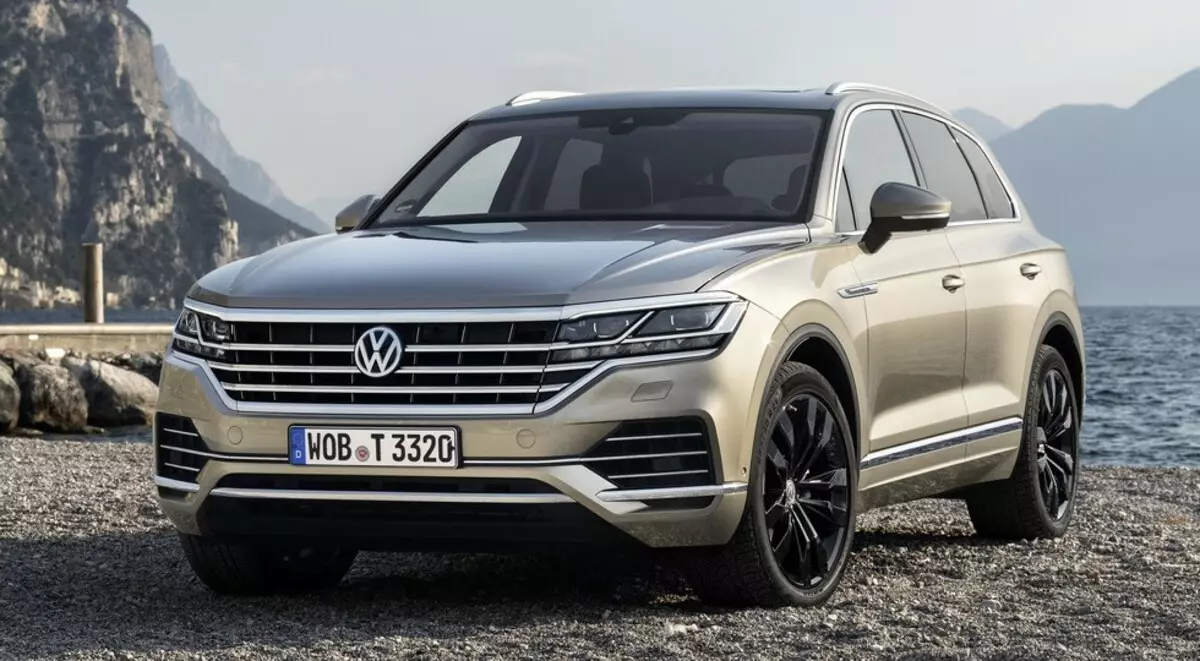 Premieres rusas Volkswagen: LiftBek Arteon e nova versión de Tiguan 29627_1