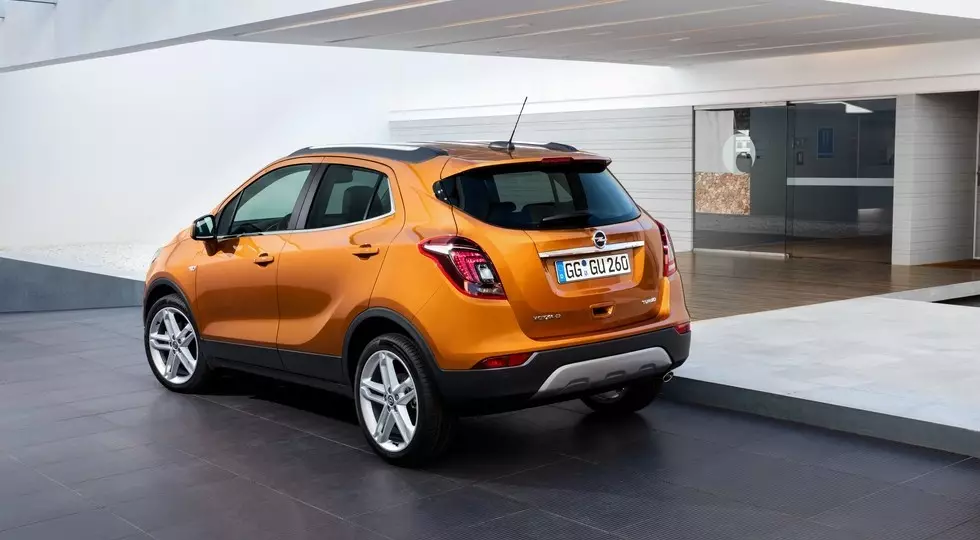 Bijgewerkte OPEL MOKKA begint in Europa. De prijs is bekend 29664_2