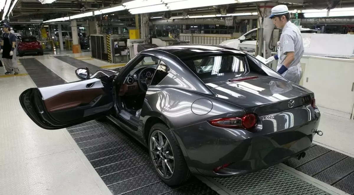 Жаңа модель Mazda конвейерде тұрды 29689_2