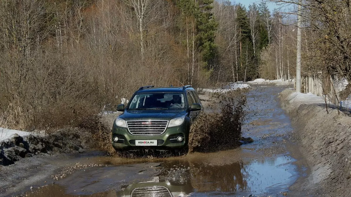 A cor verde HAVAL H9 en movemento