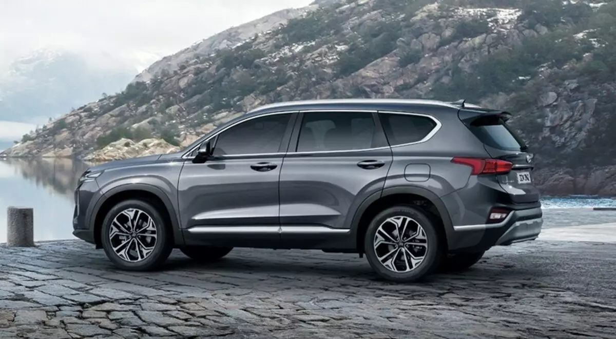 HYUNDAI SANTA FE naujos kartos yra oficialiai pateiktas 29751_2