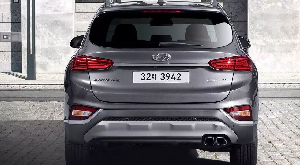 HYUNDAI SANTA FE naujos kartos yra oficialiai pateiktas 29751_4