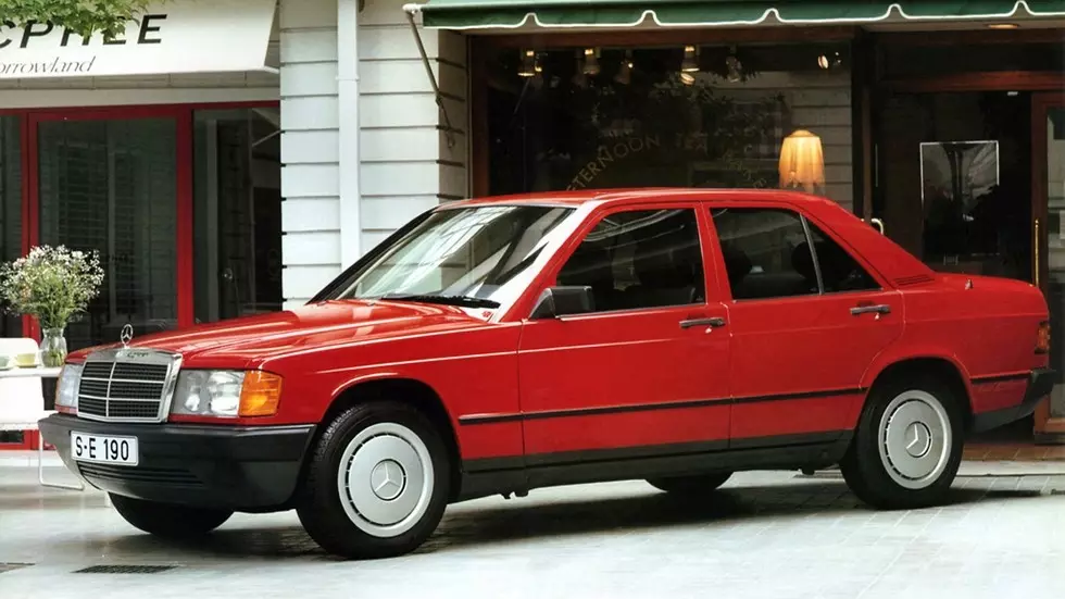 En la foto: Mercedes-Benz 190 (W201) '1982-88