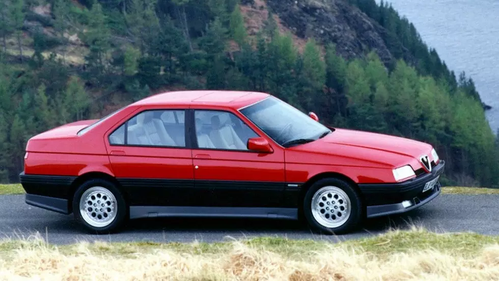 Nezarodňujte se krásně: jak byl vytvořen Alfa Romeo 164, a proč neměla štěstí 29811_51