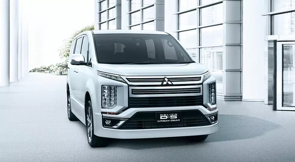 Aktualizováno Mitsubishi Delica: Design ve stylu Xpander, Ostatní Diesel a 8Akp 29834_7