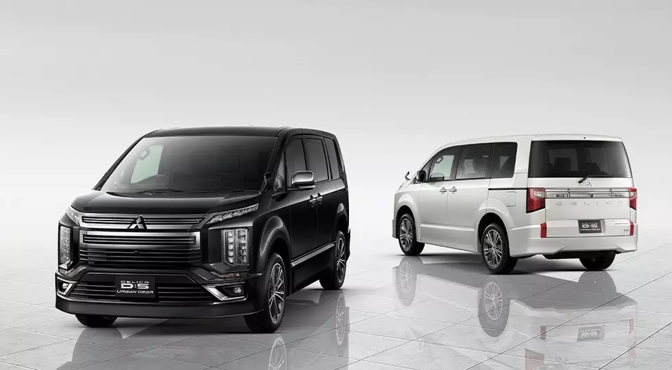 Aktualizováno Mitsubishi Delica: Design ve stylu Xpander, Ostatní Diesel a 8Akp 29834_8