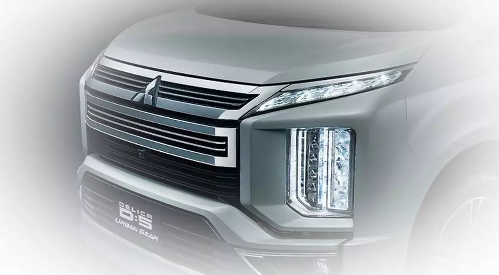 Aktualizováno Mitsubishi Delica: Design ve stylu Xpander, Ostatní Diesel a 8Akp 29834_9