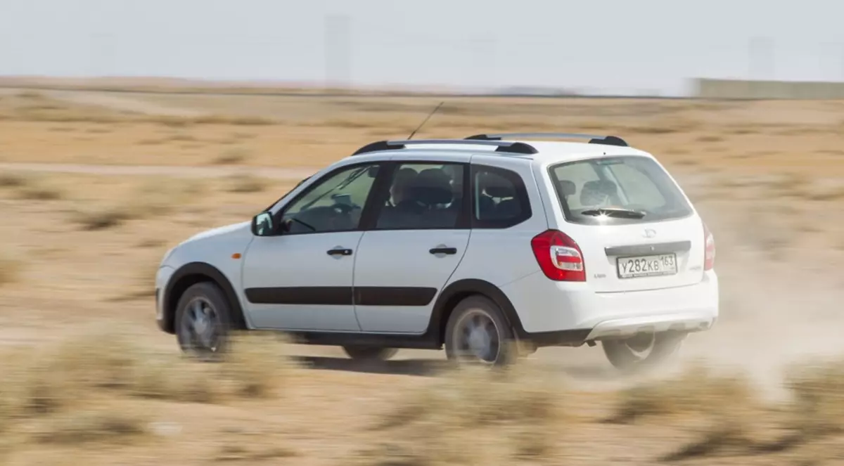 Avtovaz de uma nova maneira de emitir um salão Lada Kalina Cross 29883_9