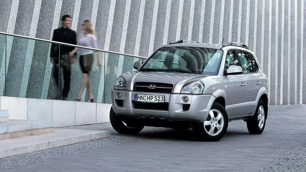 HYUNDAI Tucson wrâldwiid '2004-09 Trije kertier