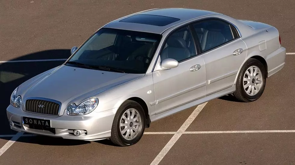 Hyundai Sonata (EF) '01 .2001-08.2004CH