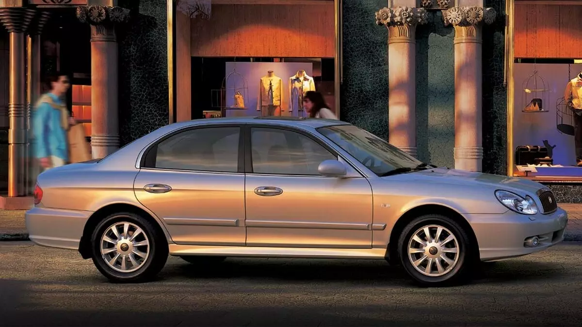 Hyundai Sonate (EF) '01 .2001-08.2004Y