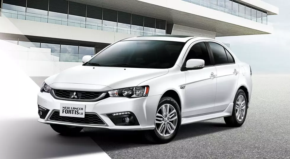 추기경으로 업데이트 된 Mitsubishi Lancer가 비디오에 표시되었습니다 29959_7