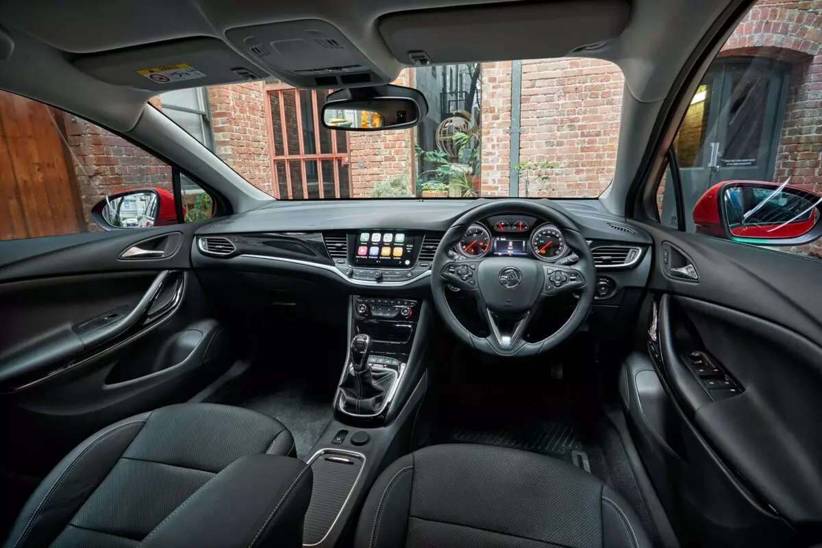 Новият Holden Astra K попада в цената на изключително ниското търсене 29975_5