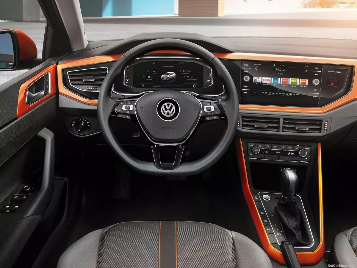 Pirmie testi Volkswagen Polo jaunās paaudzes: Sky Engine un plašs salons 29999_3