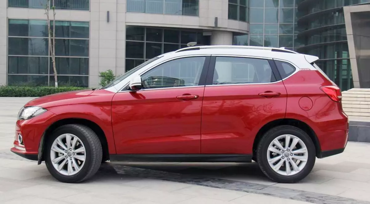 In Rusland het die verkope van die Haval H2 Crossover begin met die 