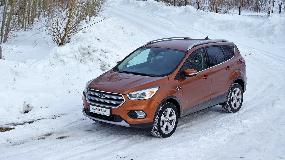 Keng Remise op der Origine: Testfahrt aktualiséiert Ford Kuga 30064_1