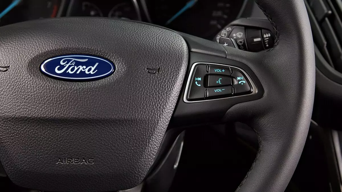 Sense descompte en l'origen: Test Drive ha actualitzat Ford Kuga 30064_38