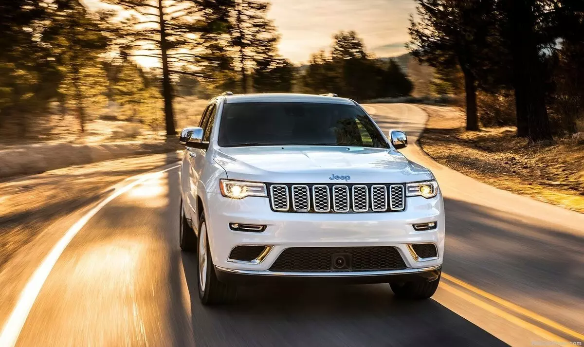 Jeep i përditësuar Grand Cherokee mund të marrë një modifikim të shtatëmbëdhjetë 30138_4