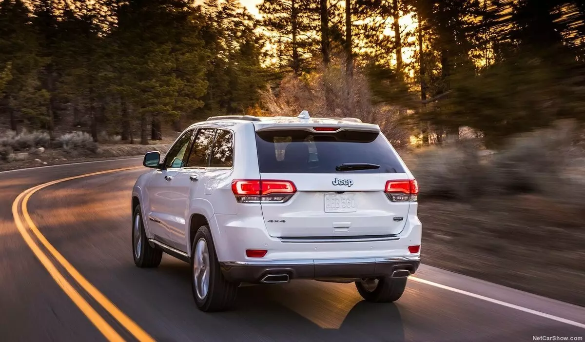 Güncellenen Jeep Grand Cherokee on yedinci bir modifikasyon alabilir 30138_6