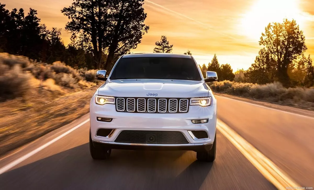 Jeep i përditësuar Grand Cherokee mund të marrë një modifikim të shtatëmbëdhjetë 30138_7